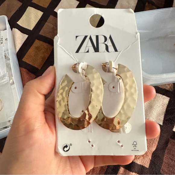 Zara | Jewelry | Zara Hoops 2 25 | Poshmark